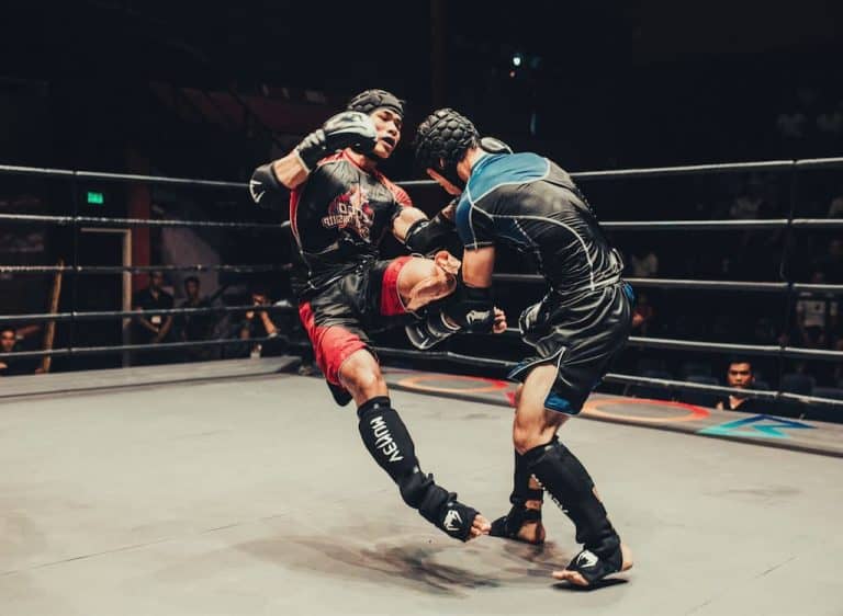 How To Check a Leg Kick? - Muay Thai Citizen